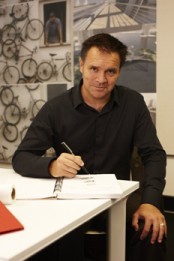 Airport architect David Holm joins Cox Richardson | Architecture & Design