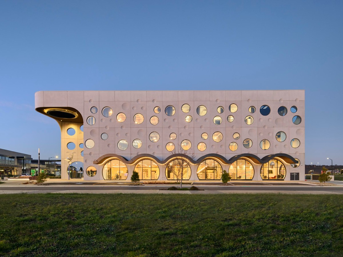 How to plan and design a contemporary community library | Architecture ...